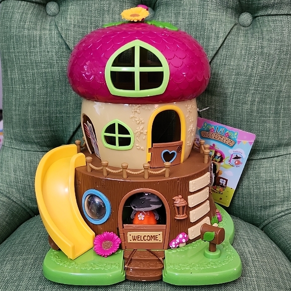 Li'l Woodzeez | Toys | Lil Woodzeez Acorn Treehouse Playset | Poshmark